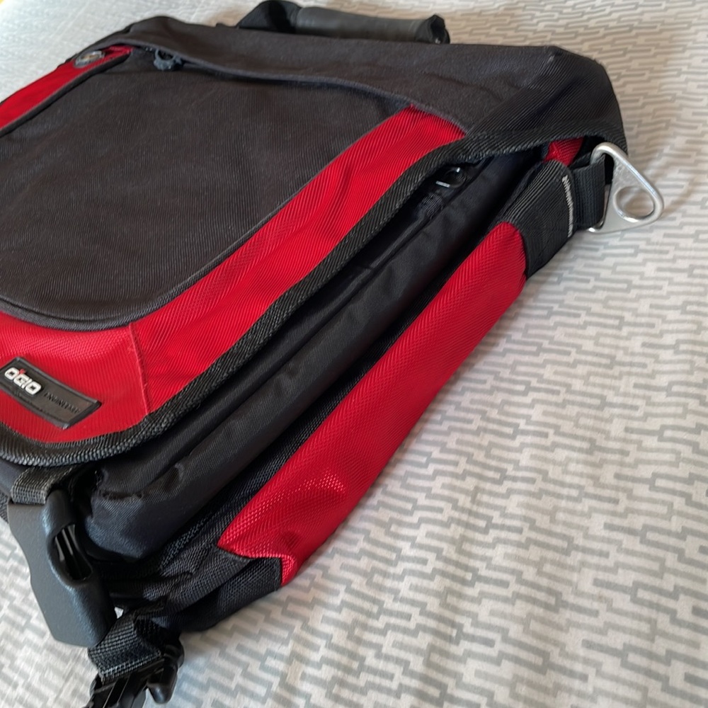 Ogio Messenger Briefcase Laptop Jack Pack Red Black - Gem